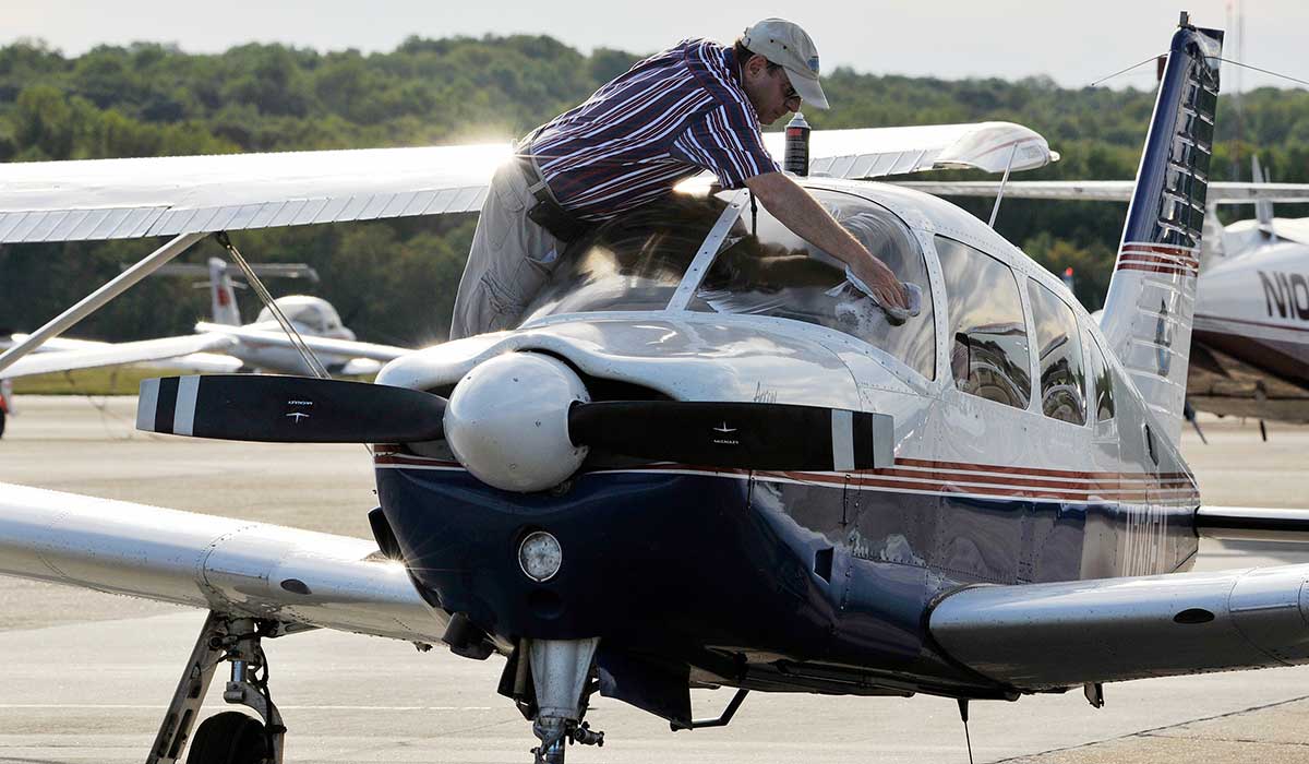 General Aviation Gateway to Baltimore Washington Corridor |Tipton Airport